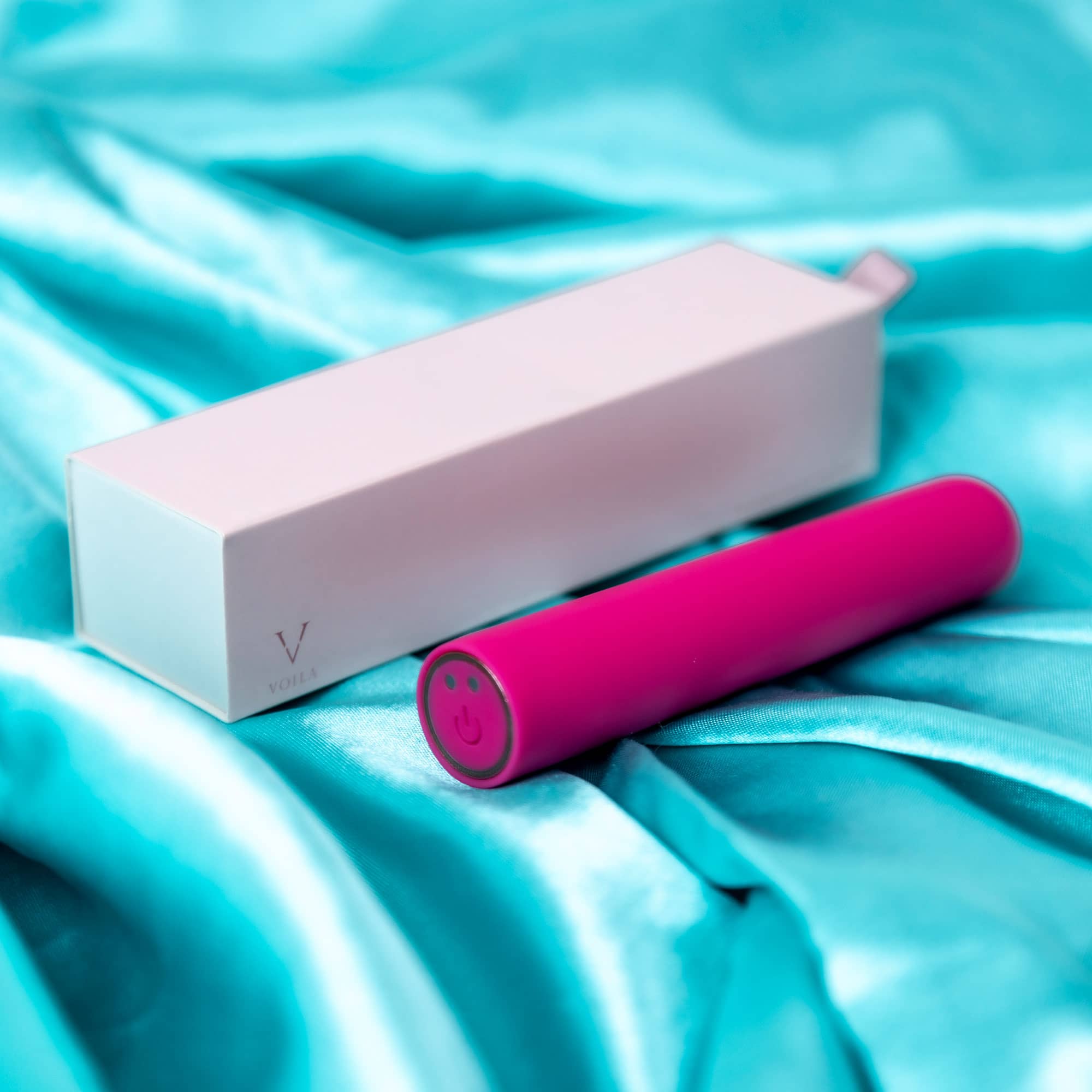 Silicone Vibrating Bullet – KinkyB